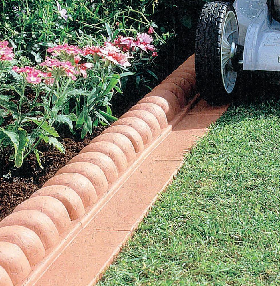 PLASTIC LAWN EDGE TILE - TERRACOTTA • Homeleigh Garden Centres