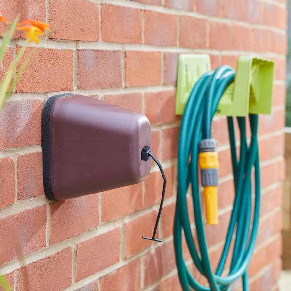 WINTER TAP COVER • Homeleigh Garden Centres